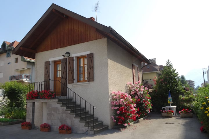 Le Pavillon Du Triangle D'or - Annecy