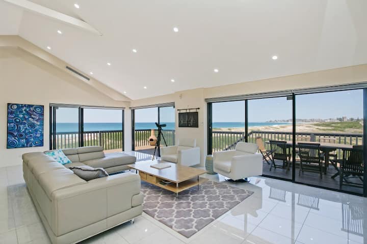 Wyuna Dunes Executive Beach House - The Entrance