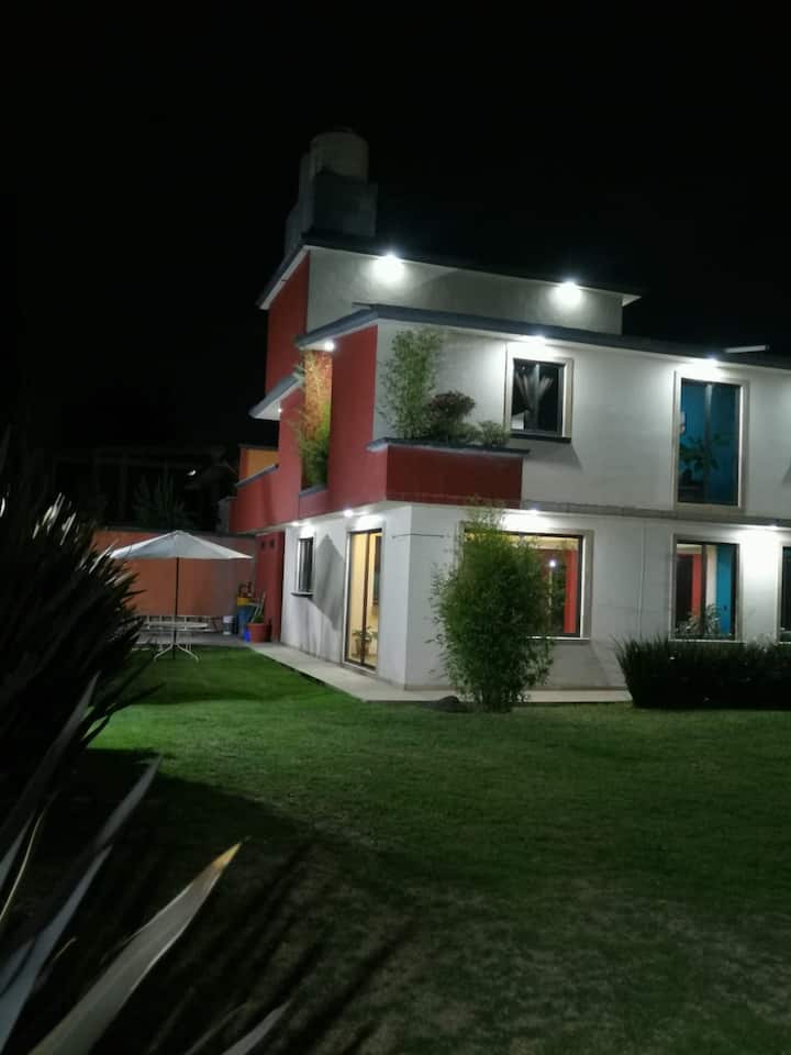Casa Julieta, La Más Confortable Y Tranquila Sede. - Toluca