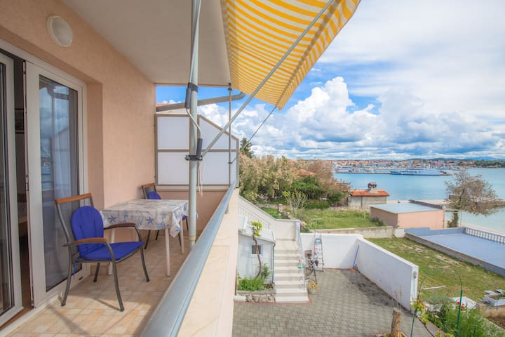Studio Apartment With Sea View - Vodice