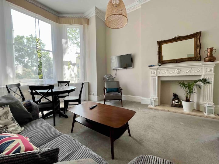 Wonderful Apartment In Earls Court - Belvedere - London