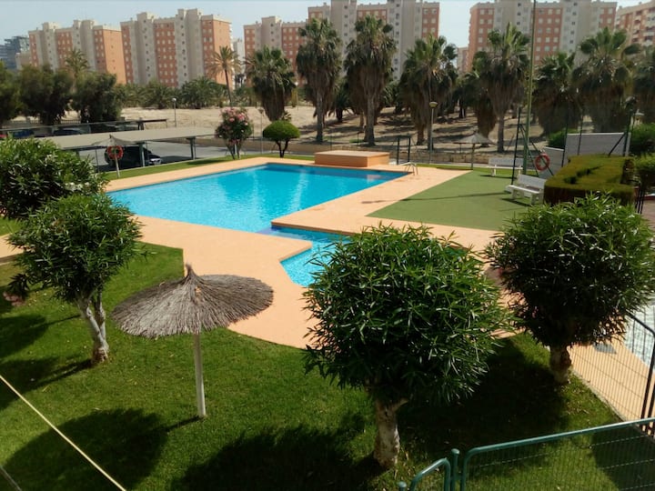 Apartamento Con Urbanización En San Juan Playa - Alicante