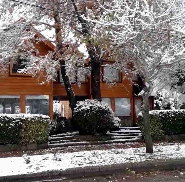Cabaña Frente Al Lago Lacar 3bdr - San Martin de los Andes
