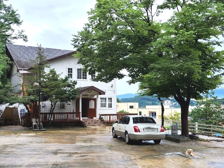 [휴가] 경포마지 펜션/다인용숙소/바베큐 
 [010  9473  6045] - 江陵