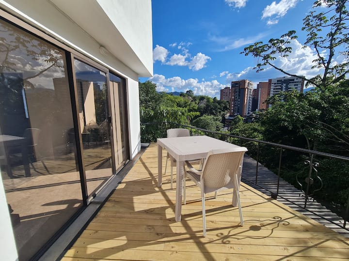 Aparta Estudio En La Frontera Poblado - Envigado - Envigado