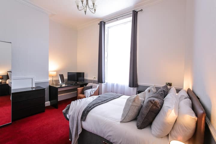 Comfy Studio Apartment - Knowledge Quarter - Liverpool City Centre