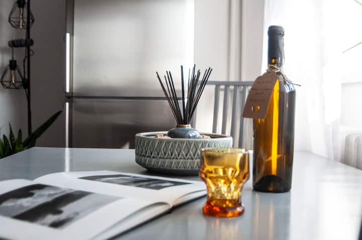 National Arena Retreat, Stylish, Cozy 3 Bedr.flat - Bucharest