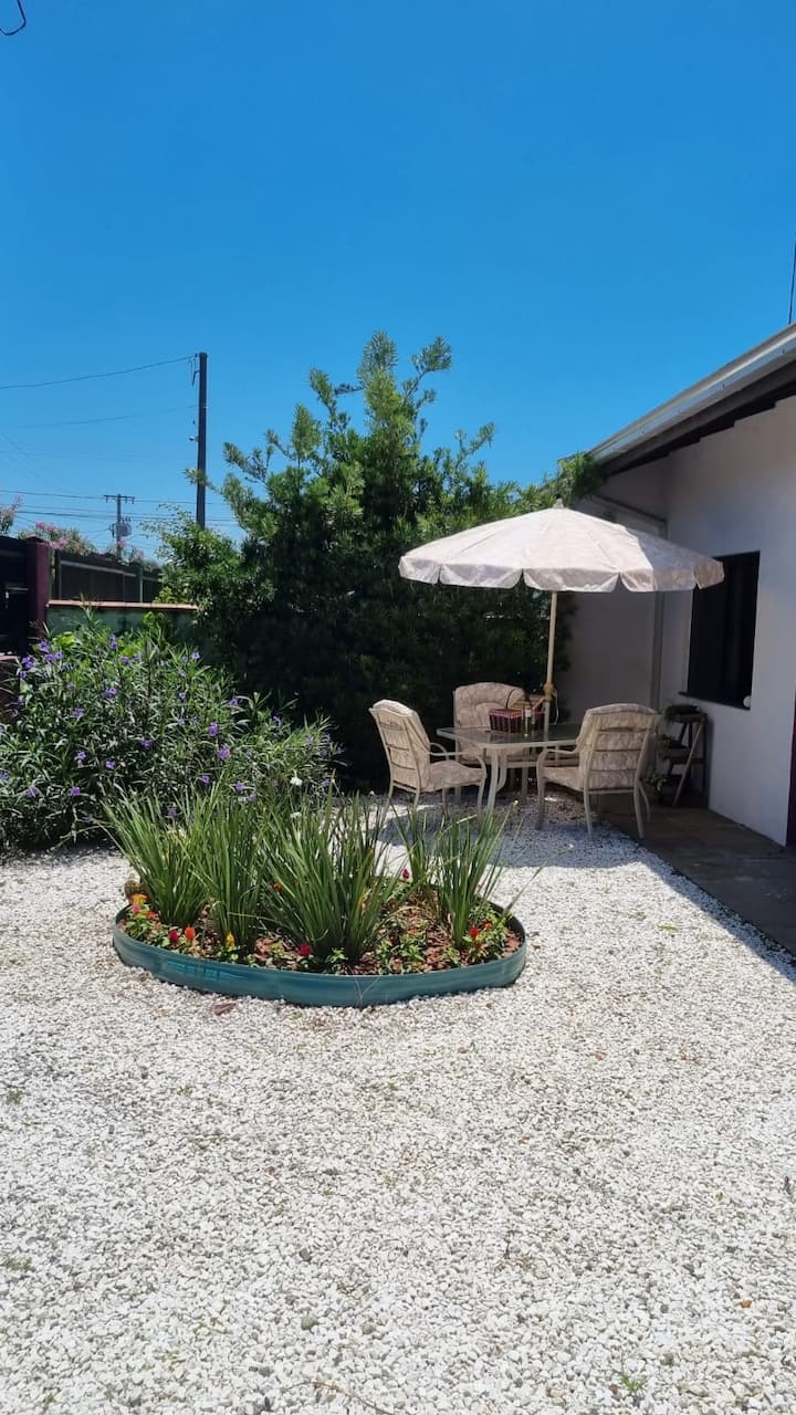 Casa Com Churrasqueira Prox Univille E Garten - Joinville