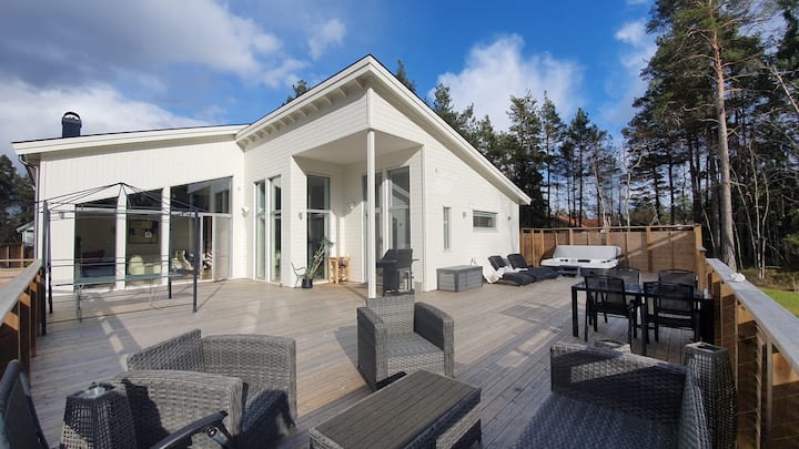 Stor Villa På Ingarö Med Närhet Till Stränder - Gustavsberg