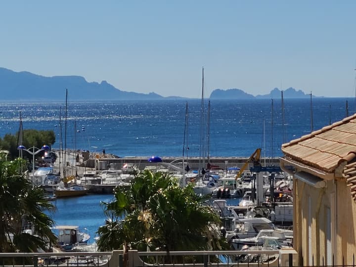 Le Tahiti Vue Mer Plage&port à Pieds Piscine Clim - Sausset-les-Pins