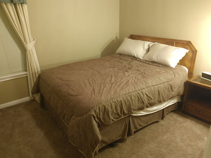 Cleaning Maid Service Is Provided Before Arrival - Kyle, TX