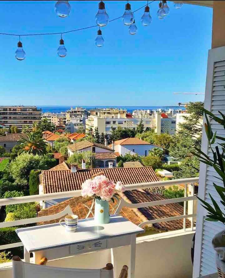 Balcony With Sea View, 5 Min Walk To Beach.antibes - Antibes