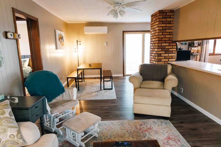 Cheerful 2 Bedroom Home With Patio - Ely, MN