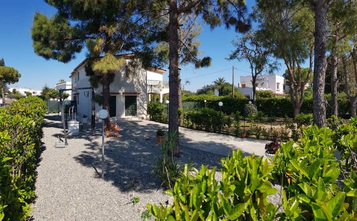 Villa Fioroni Ampio Giardino E Comfort- Gandoli - Tarento, Italia