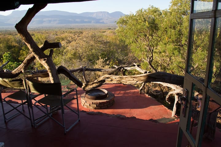 2 Sleeper Mountain Chalet - Thabazimbi