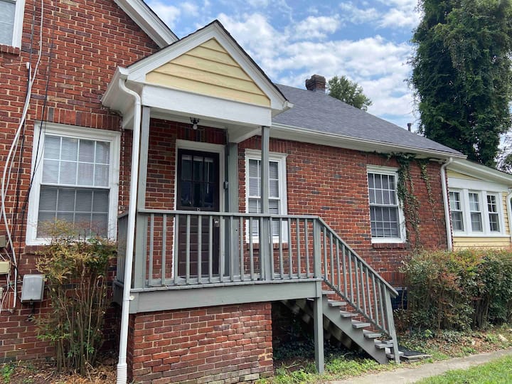 Walker Loft 2 Bed 2 Bath! 1 Mi To Coliseum, Gac - Greensboro, NC