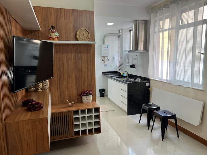 Apt 3 Min Da Praia - óTima Localização Em Copa - Rio de Janeiro