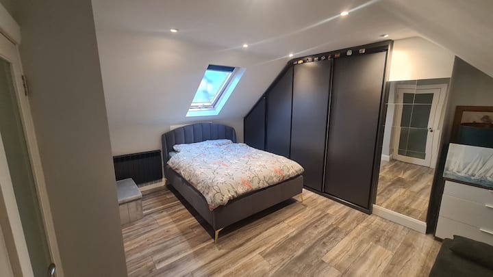 Spacious Double Bedroom Ensuite - Dublín