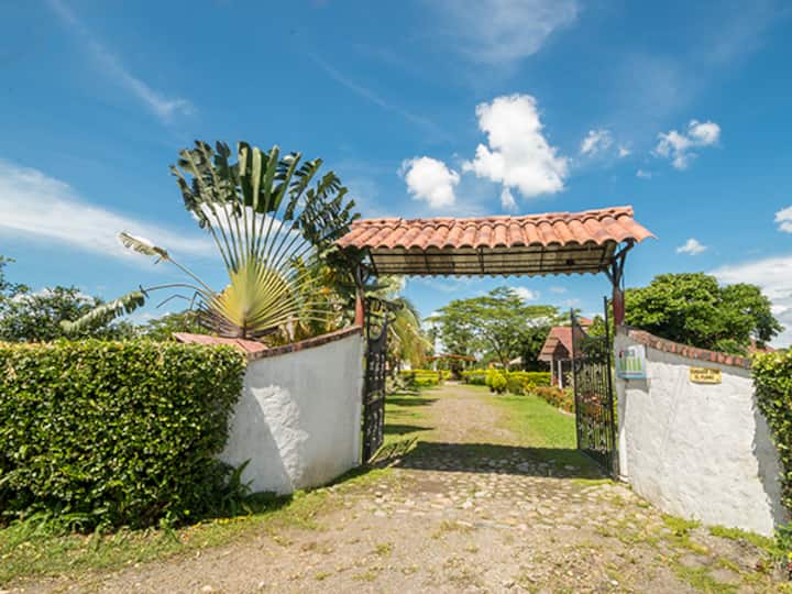 Finca Agroturística Nakua - Acacias