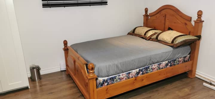 Chambre Dans Une Maison Privée. - Saguenay