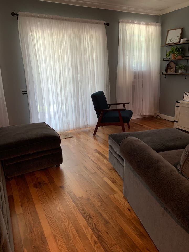 Beary Relaxing-cozy Getaway -Pet Friendly - Asheville, NC