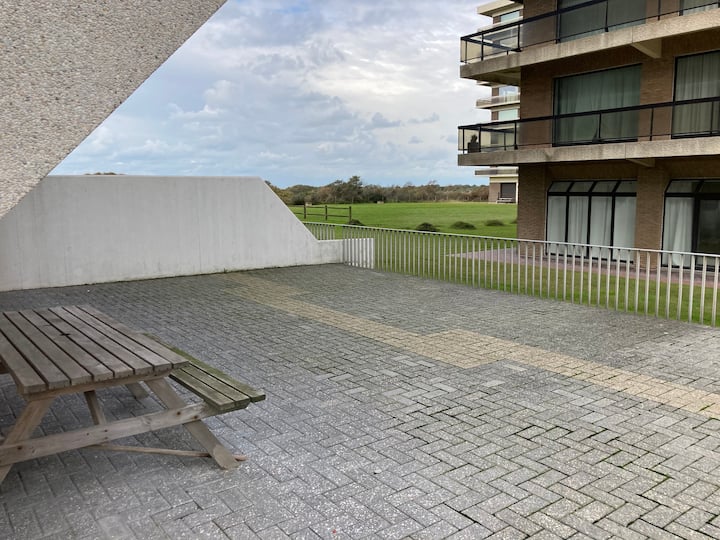 Appartement Sur Les Dunes Avec Piscine Intérieure - La Panne