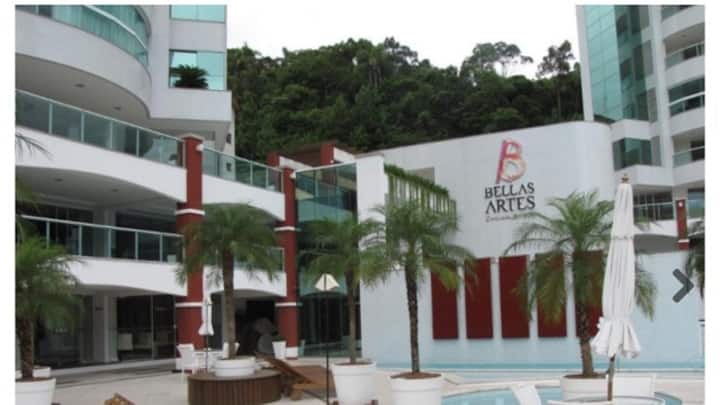Modern Apartment 5 Min Walk From Sandy Beach - Balneário Camboriú