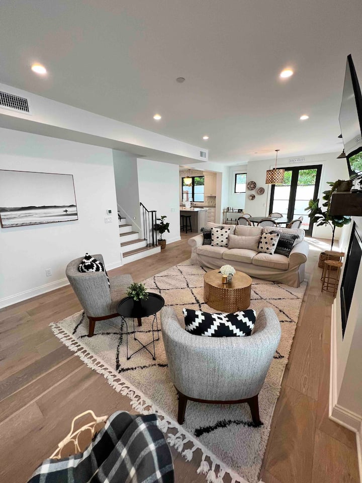 Fabulous Beach Condo With Rooftop Ocean Views! - San Clemente, CA