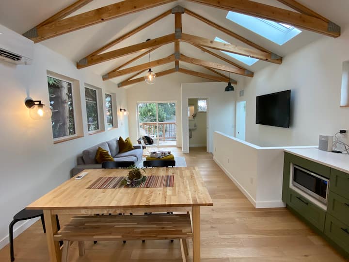 The Urban Treehouse - Portland, OR