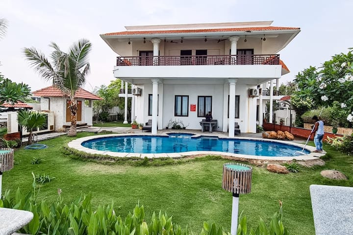 Vedantha@33-beach Front Pool Villa.ecr
9884458888 - Chennai