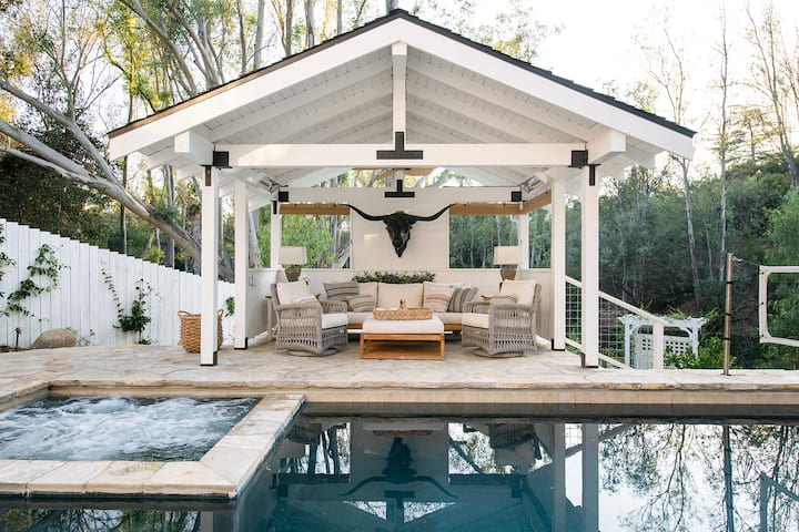 Private Compound Downtown Ojai With Guest House - Ojai, CA