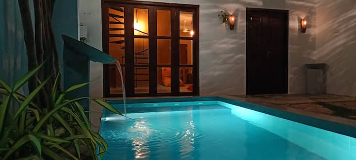 Rendezvous Point Mirissa - Cozy Villa With A Pool - Mirissa