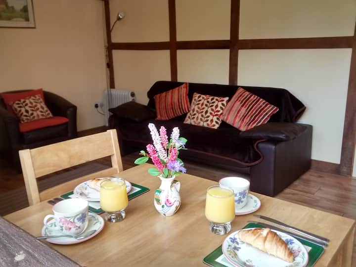 Stone Single Storey Cottage - Brecon