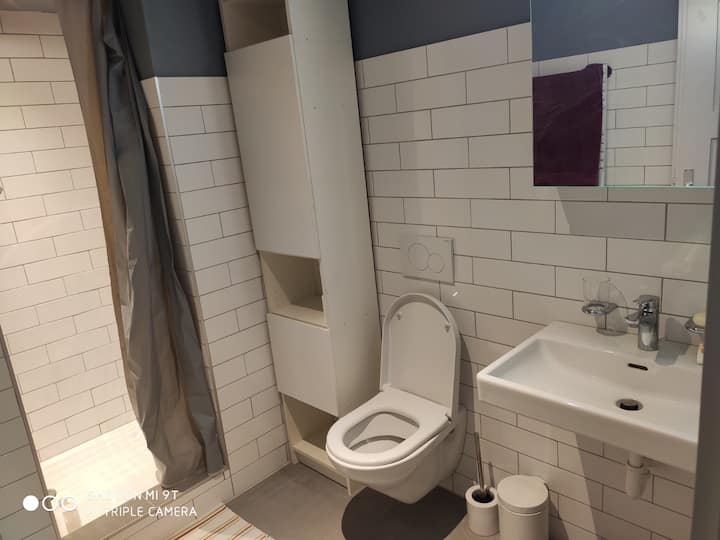 Logement Entier 2.5p, éTage 4 Sans Lift Woman Only - Fribourg