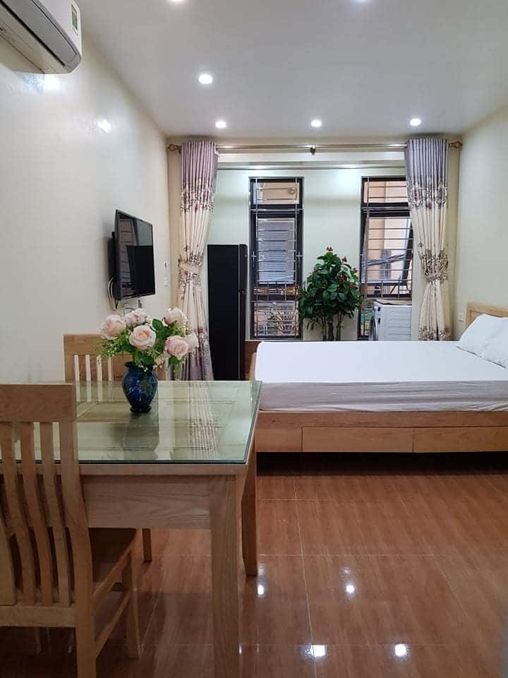 My House Has Four Clean, Quiet Rooms. R4 - Hanoi
