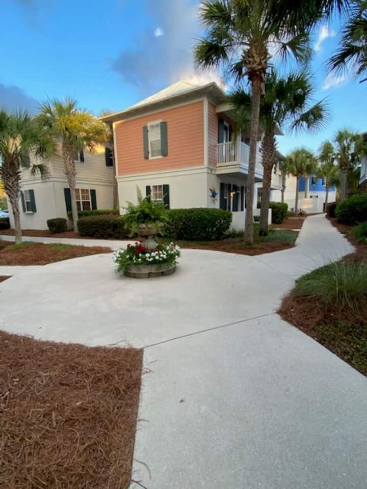 Beautiful 2 Bedroom Bungalow In Santa Rosa! - Seaside, FL