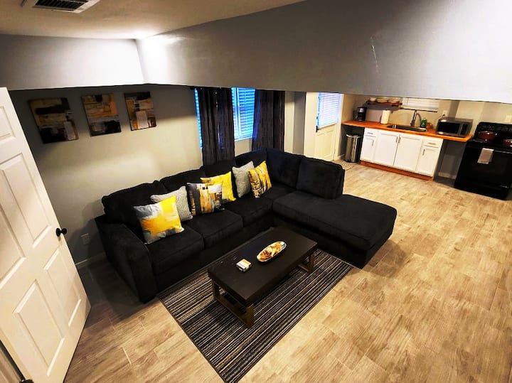 Best Place To Stay Full Basement - South Fulton, GA