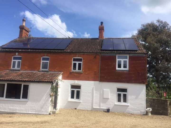 Glastonbury Festival Accommodation-sleeps 10 - Glastonbury