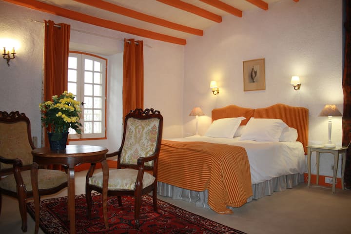 Dans Un Château - Chambre Supérieure - La Malène