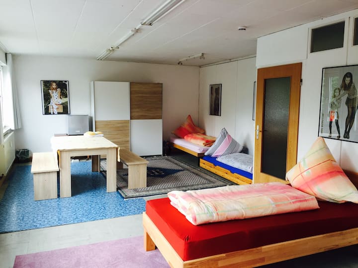 Carli's Bed-no-breakfast - Heart Of The City - Friedrichshafen
