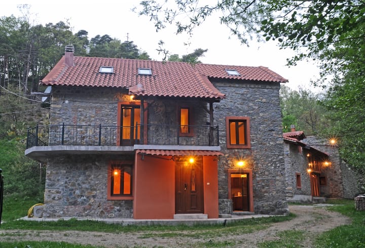 Giusvalla Forest Private Village 16+guests - Provincia di Savona