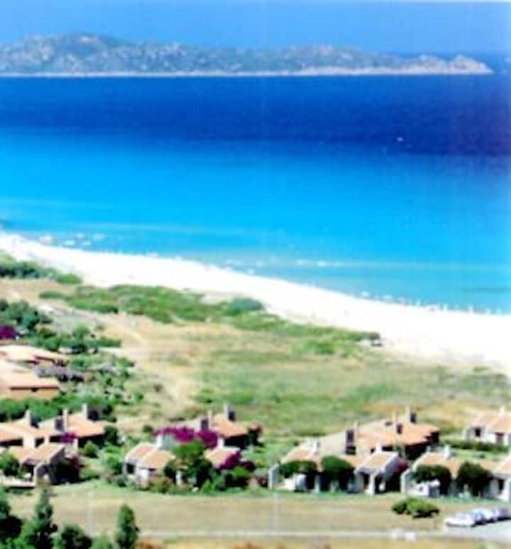 Villetta Bifamiliare A 90 Metri Dalla Spiaggia - Costa Rei