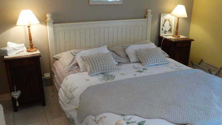 Chambre D'hôtes "Monet" Rez De Jardin - Cancale