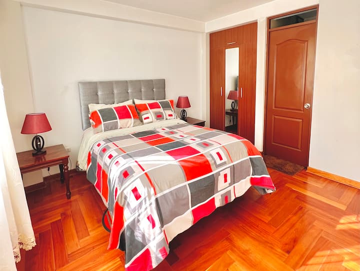 Room With Private Bathroom - 10min Historic Center - 페루
