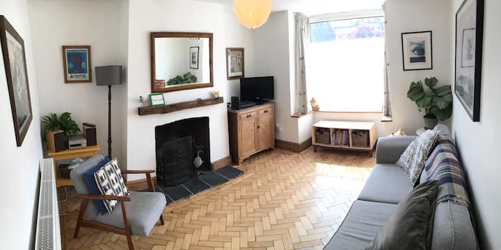 Beautiful Spacious House In Cardiff - Cardiff