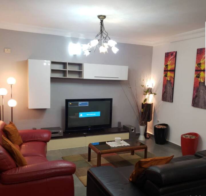 2-stone Anthony & Kyle Luxury 140m2 Wifi /2giga/jr - Yaundé