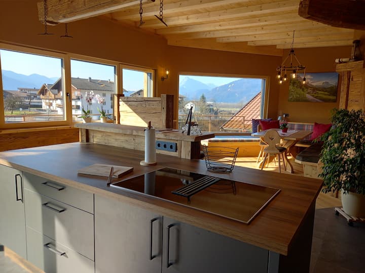 Bio-chalet, Sonnenterrasse
Carport
Wandern/radln - Sachrang
