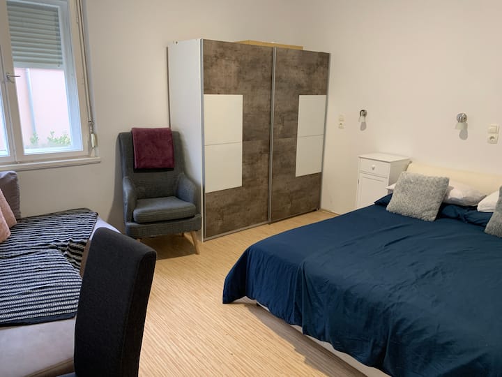 Palace Views & City Vibes – Prime Location - Split