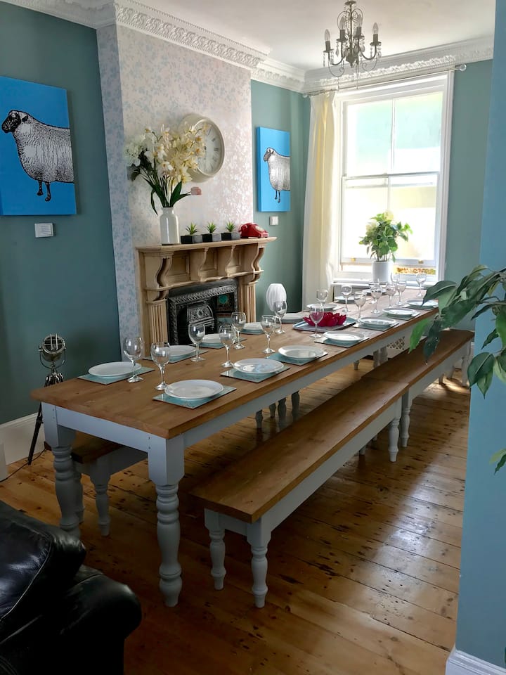 Stylish Seaview Brighton Townhouse Sleeps 16 - Brighton
