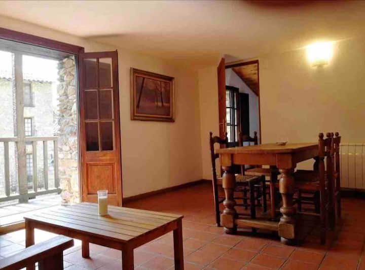 Apartamento En El Pintoresco Pueblo De Beget - Camprodon